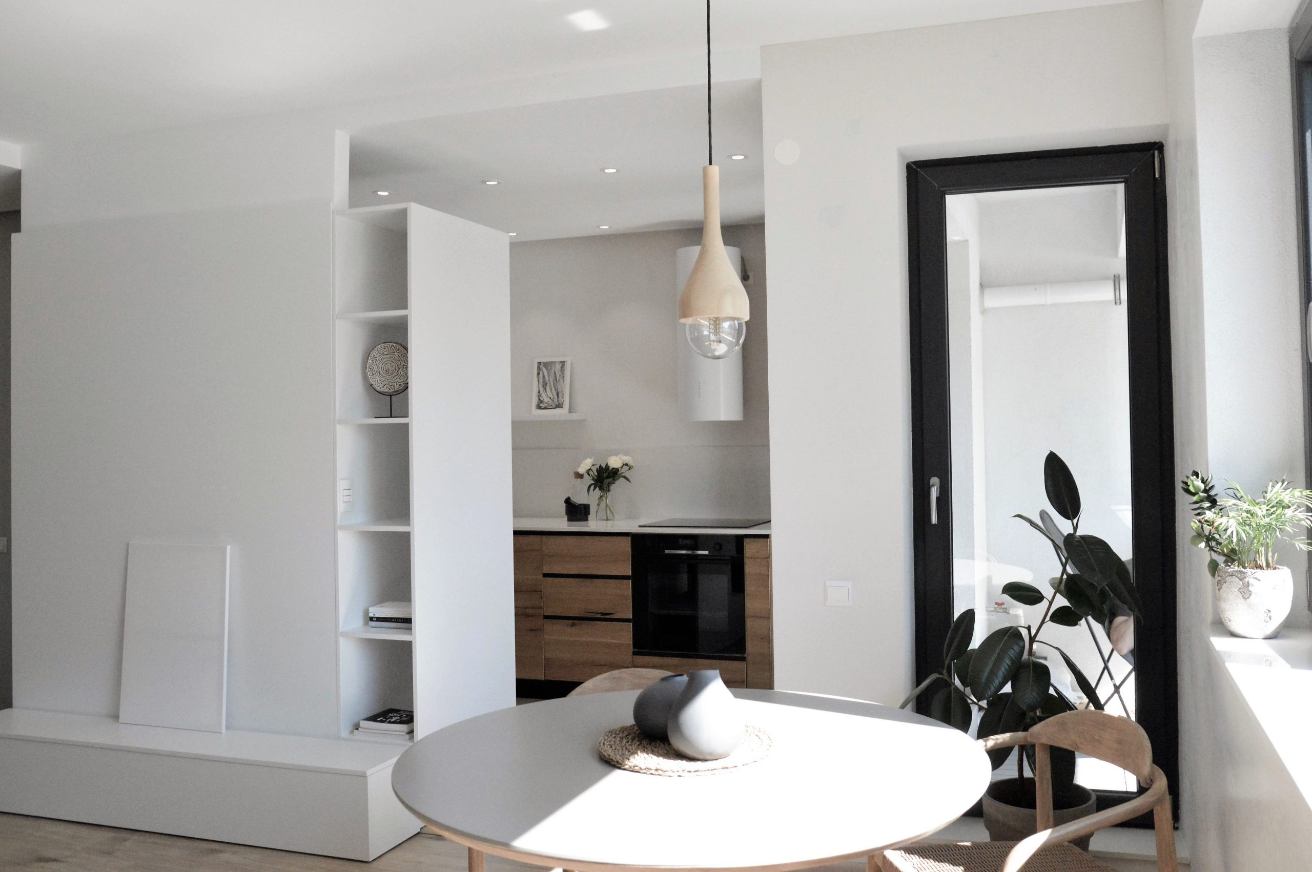 At the Time - Acromatic